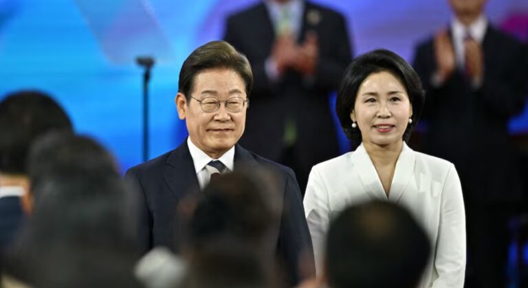 Đường lối ngoại giao thực dụng của Lee Jae-myung sẽ cải thiện quan hệ ...